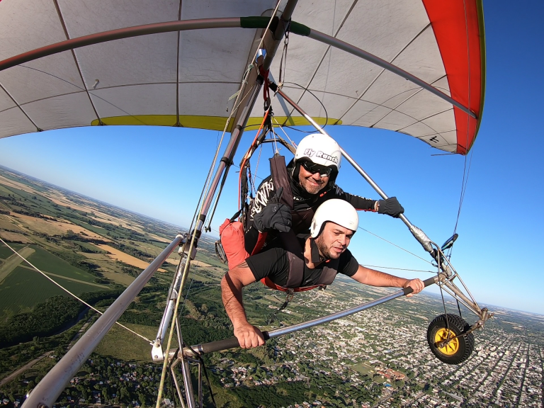 Cursos de Ala Delta • Ala Delta | FlyRanch Buenos Aires